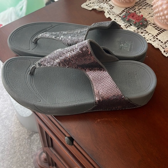Fitflop | Shoes | Fitflop Thong Sandals | Poshmark